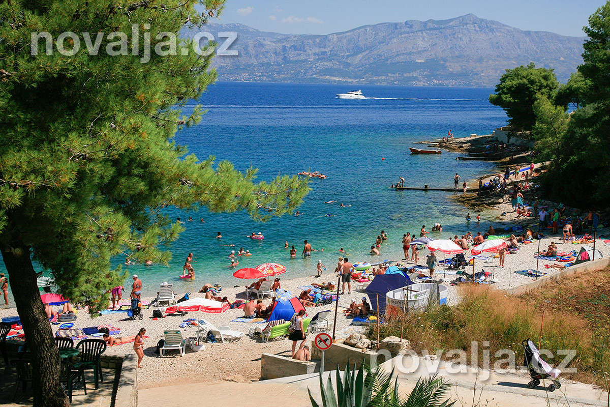 Postira, ostrov Brač | NOVALJA